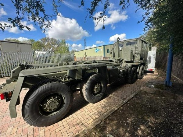 LEYLAND DAF SCAMMELL 8X6 HOOK LOADER TRUCK – Ex Military Sales UK