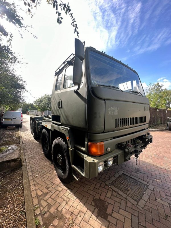LEYLAND DAF SCAMMELL 8X6 HOOK LOADER TRUCK – Ex Military Sales UK