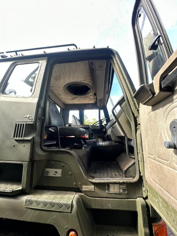 LEYLAND DAF SCAMMELL 8X6 HOOK LOADER TRUCK – Ex Military Sales UK